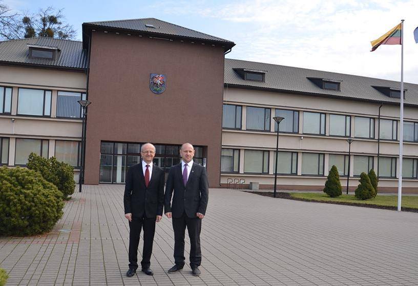 AV_EV - kvitrina.lt · Prienų ir Birštono naujienų portalas